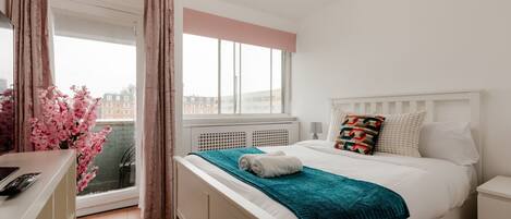 Apartamento, 2 quartos, fumadores, Vista para a cidade | 2 quartos