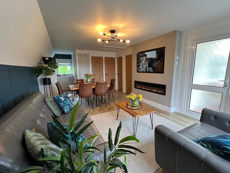 Coombe Valley View ,2 Bed, Privately Owned, Self-catering Holiday Lodge In Bude, - Devon