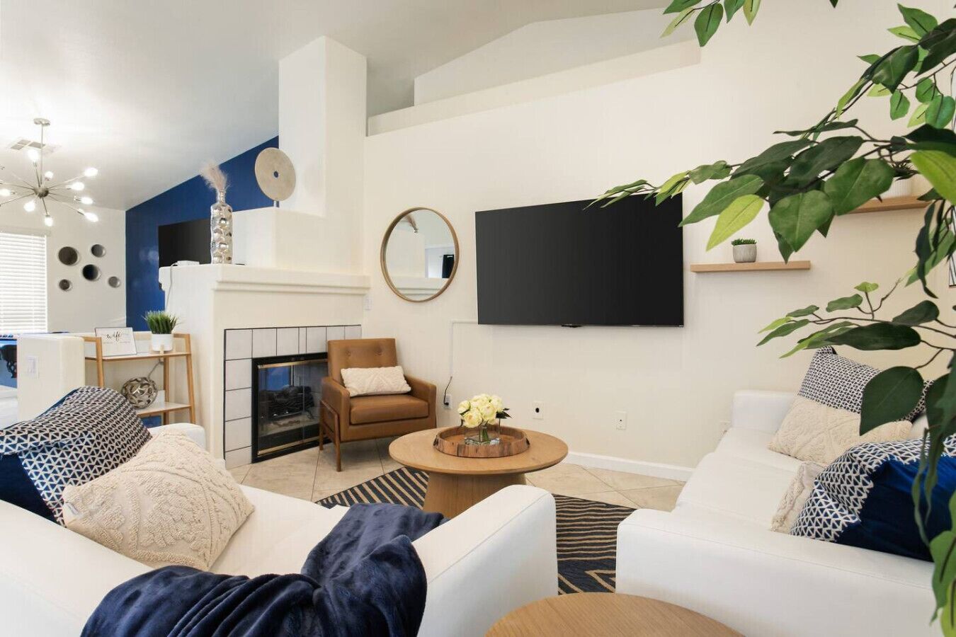 Quiet 4 Bd Home W/ Pool - North Las Vegas, NV