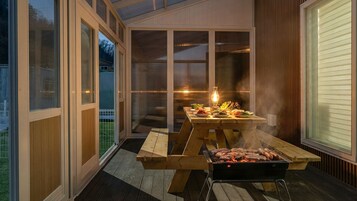 Quarto básico, 1 quarto (New Wing 1 ( Pet/ Yard/ Private BBQ)) | 1 quarto, Wi-Fi de cortesia