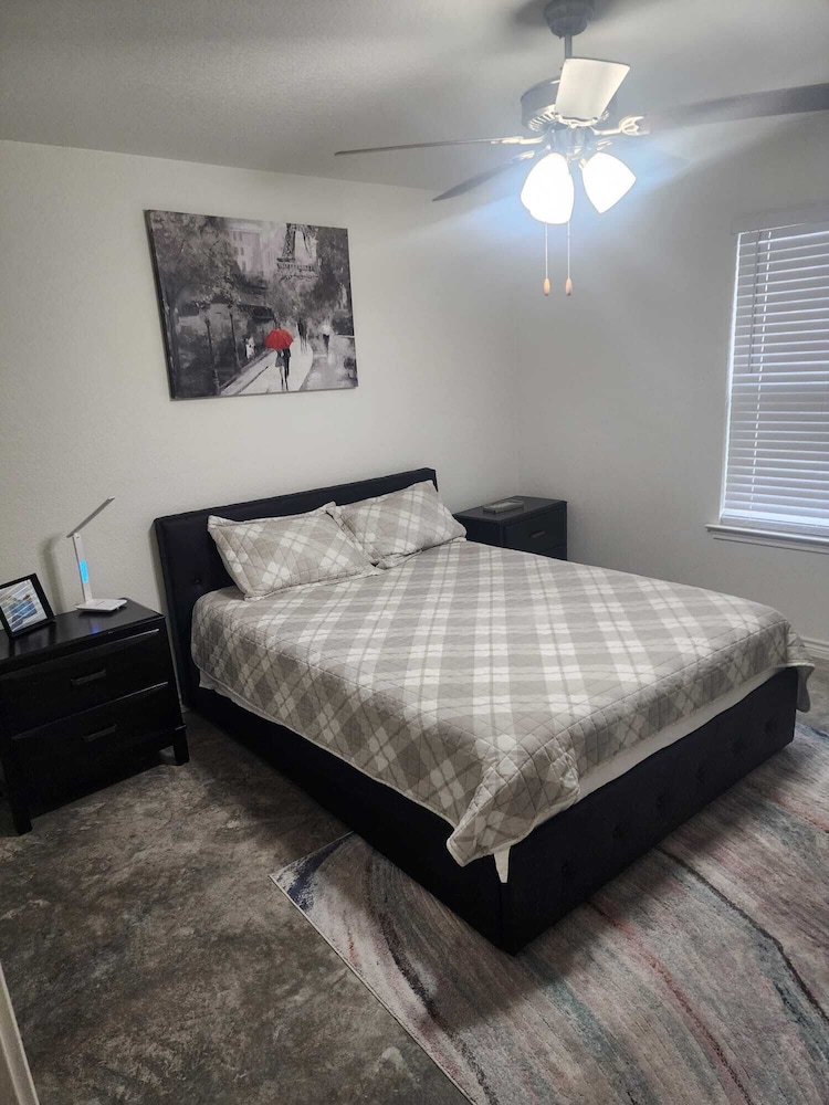 10 Minutes from Fort Cavasos. WiFi, Netflix, Prime, Quit Subdivision ...