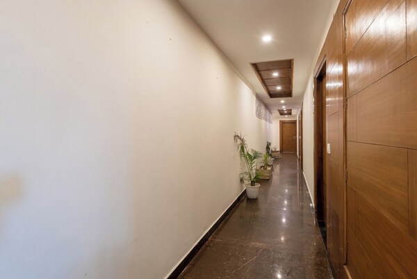 Shining Hills By Lawrence Hotels - Mussoorie