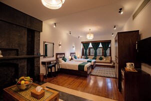 Suíte júnior, vista para o jardim | Roupas de cama premium