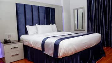 Quarto Executivo | Secretária, secretária adequada para computadores portáteis