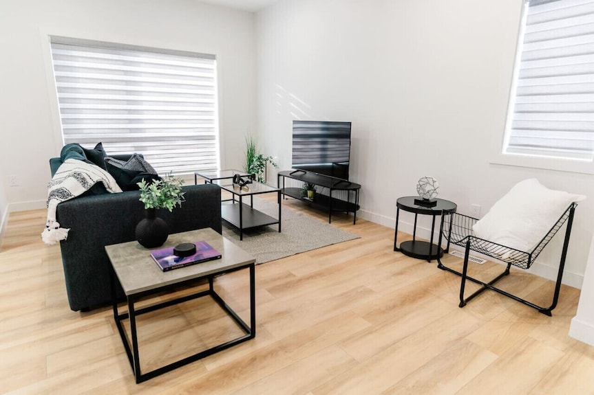 Perfect Comfy Retreat | Premium Location Home Stay - Winnipeg