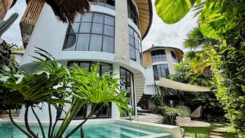 Villa, 2 quartos, piscina privativa | Cofre no quarto, ferro/tábua de engomar, Wi-fi grátis