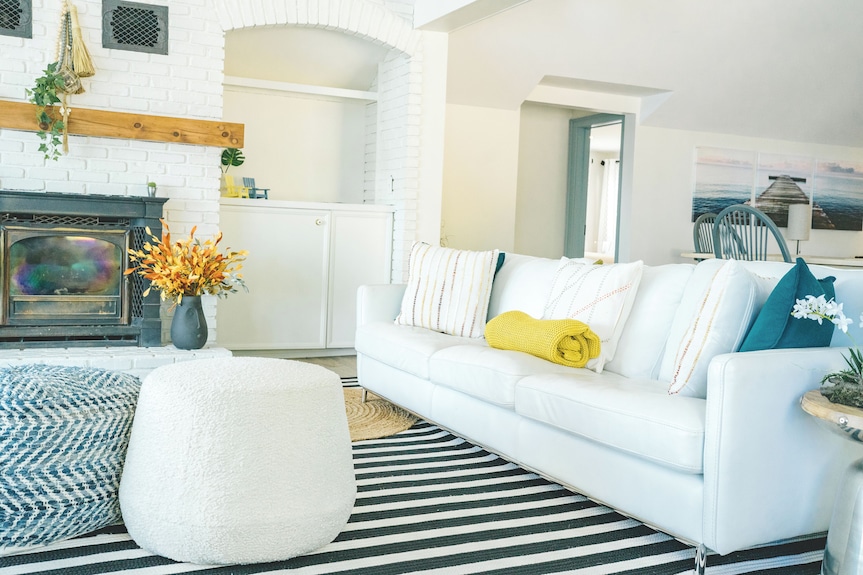 Waupoos Lakeside Cottages - Pet Friendly Waterfront Compound - Sleeps 20 - Ontario