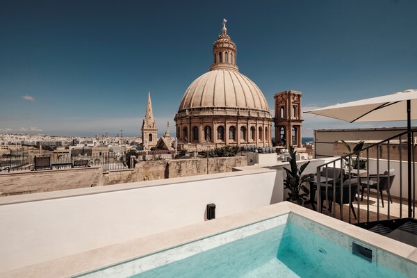 1926 La Galerie Boutique Art Suites - Valletta