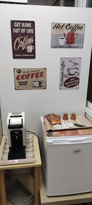 Quarto Comfort, várias camas, não fumadores | Secretária adequada para computadores portáteis, Wi-fi grátis