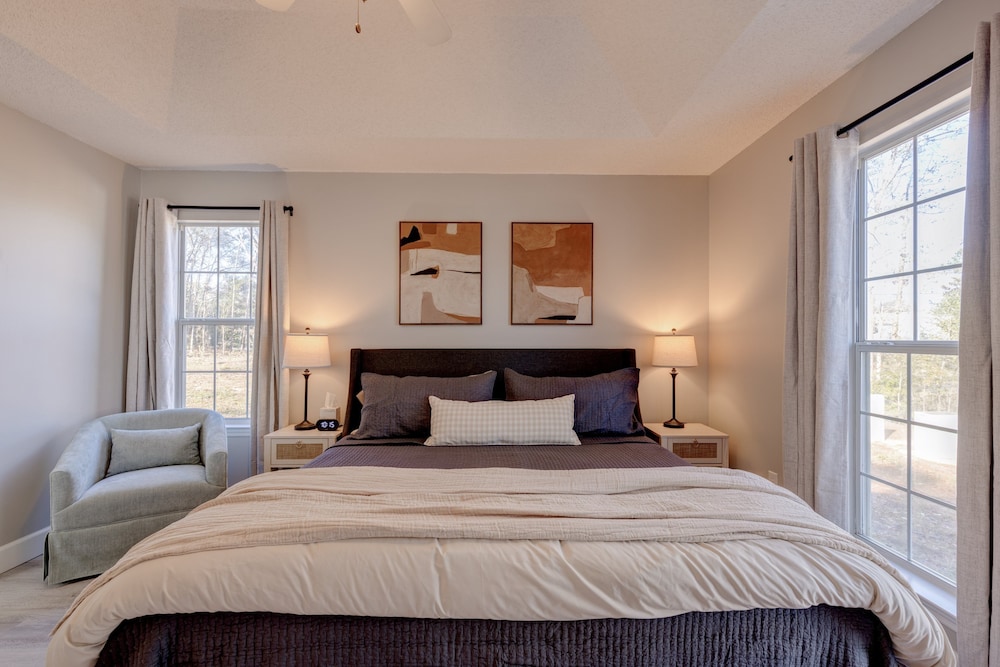 Tall Timbers Waterfront Oasis: 3BR / 2 BATH Retreat with Garage ...