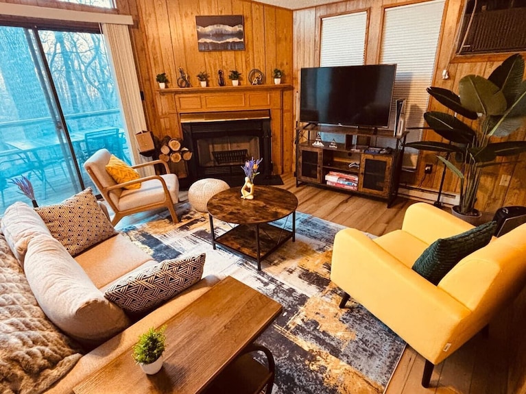 Pet Friendly | 2-bedroom Cabin | Hot Tub | Fireplace | Bbq| Ps5 - West Virginia