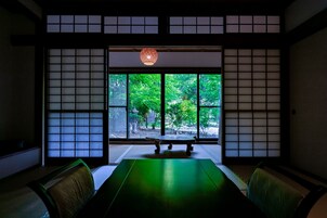 Quarto Quádruplo em estilo japonês, vista para o jardim | Wi-Fi de cortesia