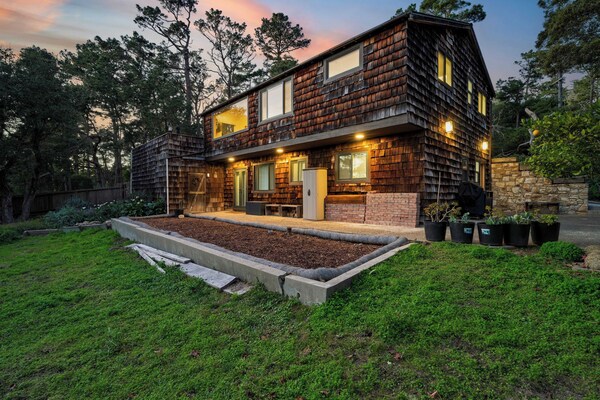 Sunridge Lookout By Avantstay Big Backyard Oasis + Patio, Central Location - Pacific Grove, CA