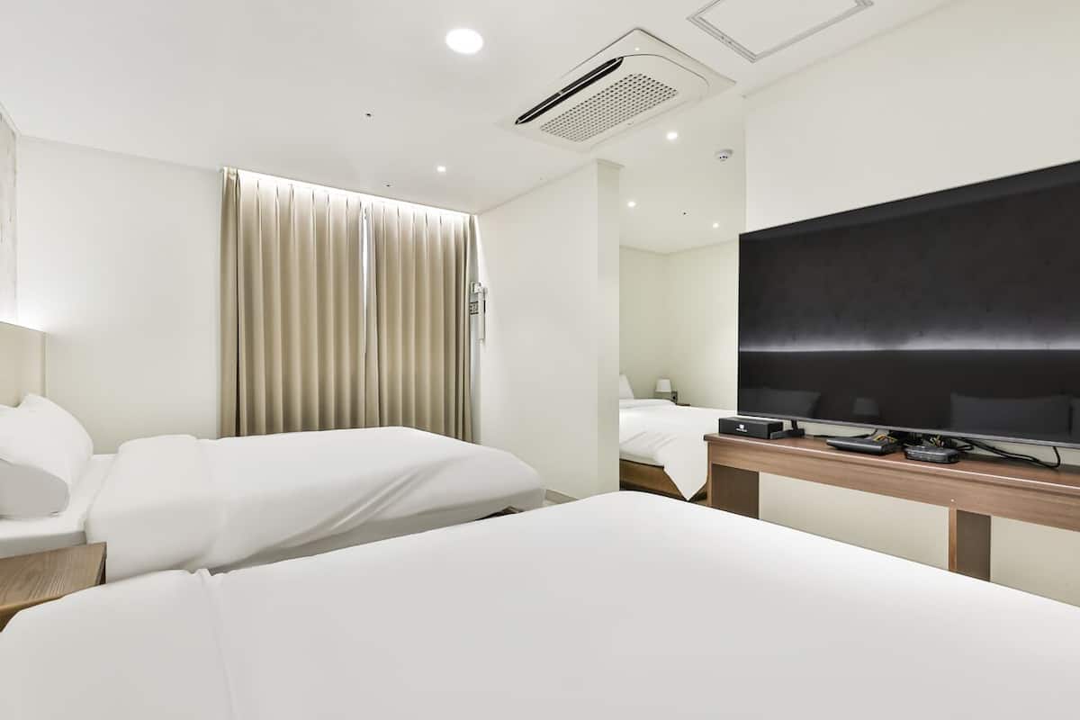 3 quartos, Wi-Fi de cortesia, roupa de cama