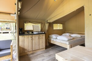 Apartamento | 2 quartos, individualmente mobiliados, roupa de cama