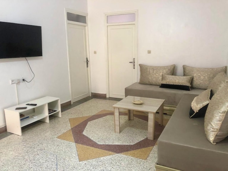 Large Apartment With Rooftop In A Private, Secure, Family-friendly Building! - Marruecos