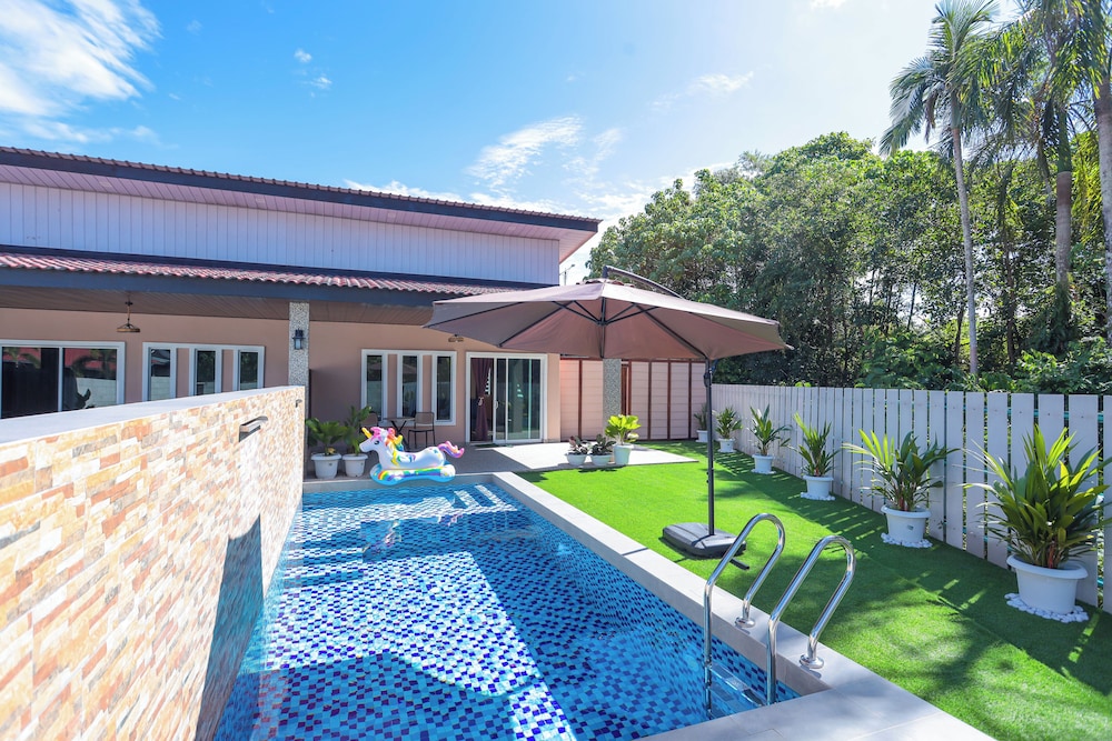 D' Village Cottage 2 – Private Pool Villas - Pantai Cenang