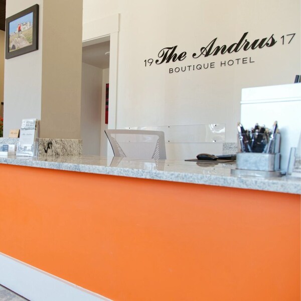 The Andrus Hotel - Dillon, MT