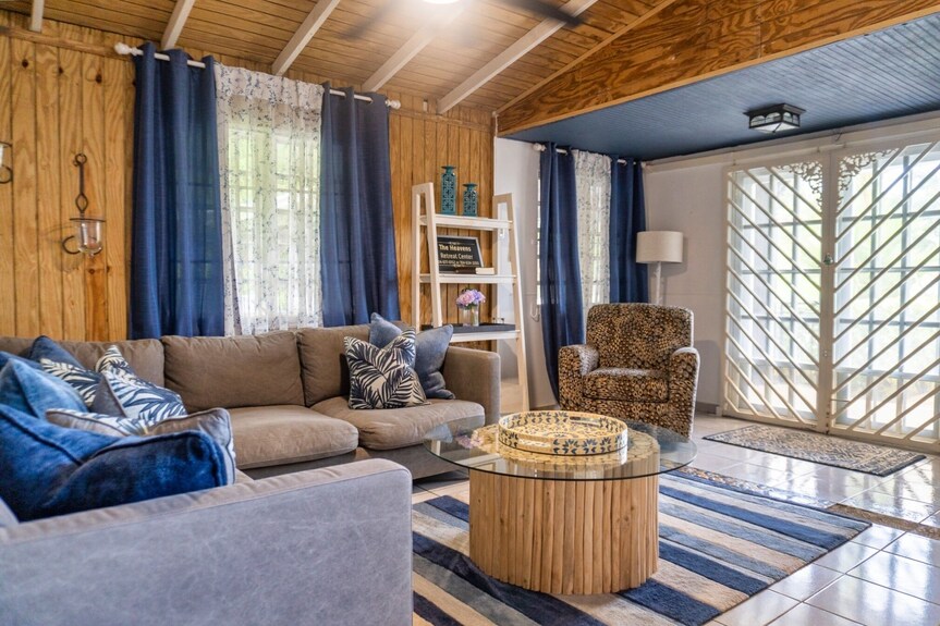 Heavenly Retreat In The Mountains Of Ciales | Incredible Views Stretching To The San Juan Coastline - Puerto Rico