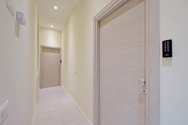 Domus Augustea San Giovanni Sunset Suites - Rome