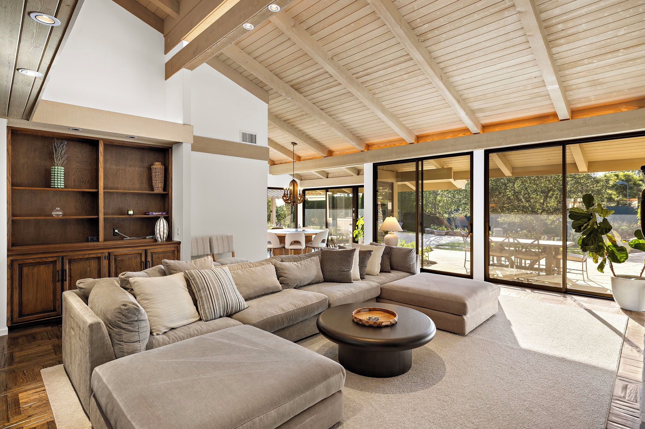 Luxury 5-bedroom Oc Estate With Us Open Surface Tennis Court Near Disneyland - Orange, CA