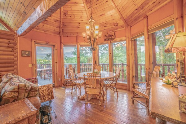 The Lodge - White Pine, TN