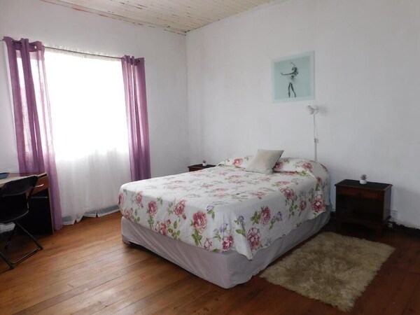 Wind Hostel - Valparaíso