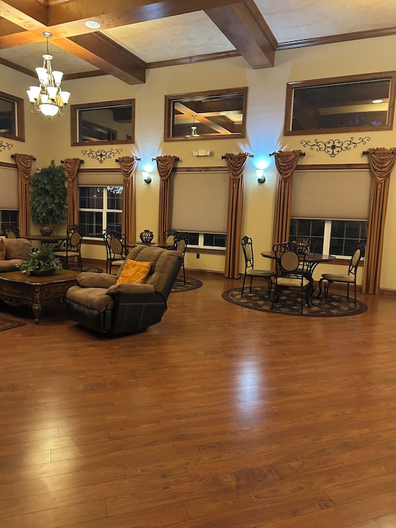 3 Bed/ 2 Bath House In The Villages! Pet Friendly, Pool, Hot Tub And Internet! - Wildwood, FL