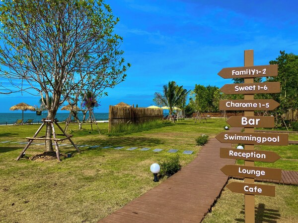 Charome Resort - Khlong Yai