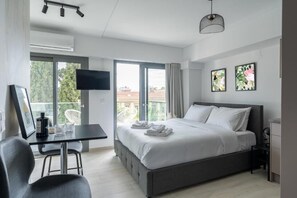 Estúdio, varanda, Vista para a cidade | Com decoração personalizada