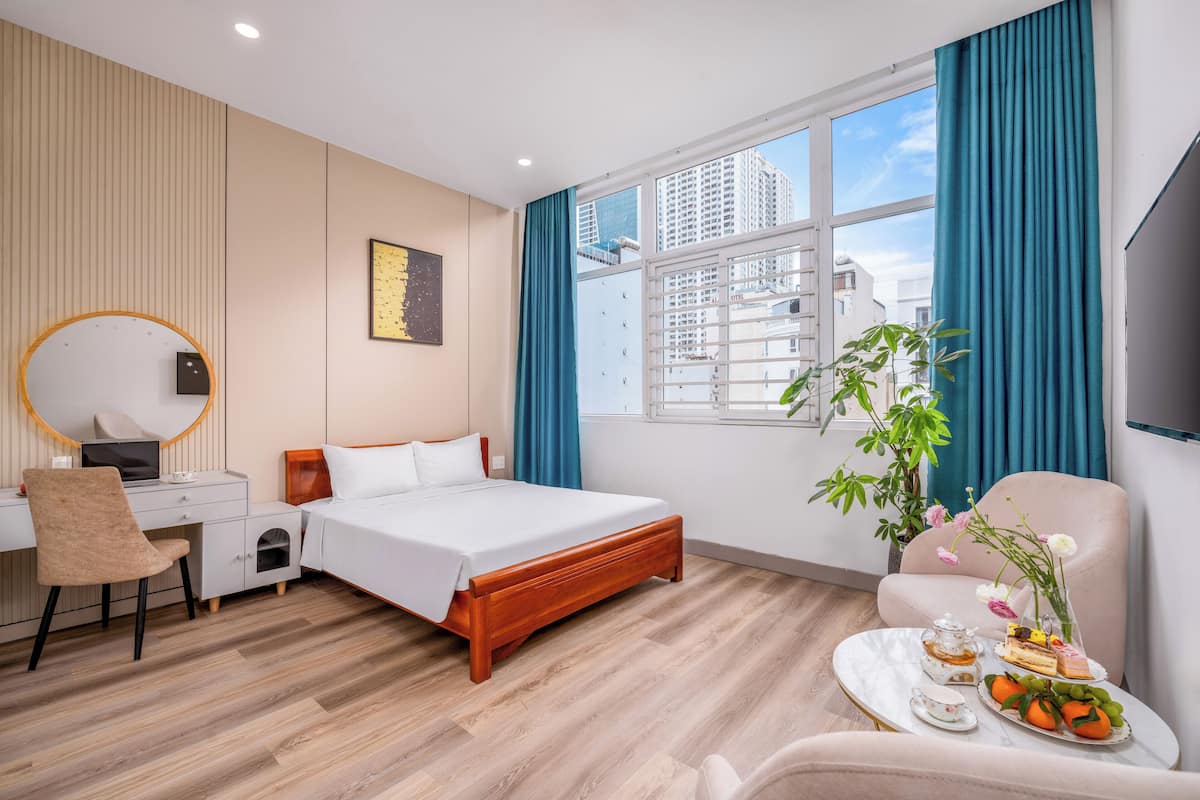 Quarto Superior | 1 quarto, secretária, secretária adequada para computadores portáteis
