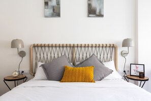 Apartamento | Com decoração personalizada, com mobília individualizada 
