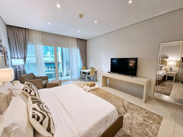 Sunrise Homes - Amazing Luxury Studio In Business Bay - Dubai