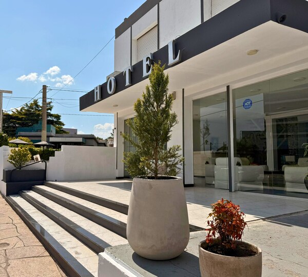 Hotel Montecarlo Psh - Villa Carlos Paz