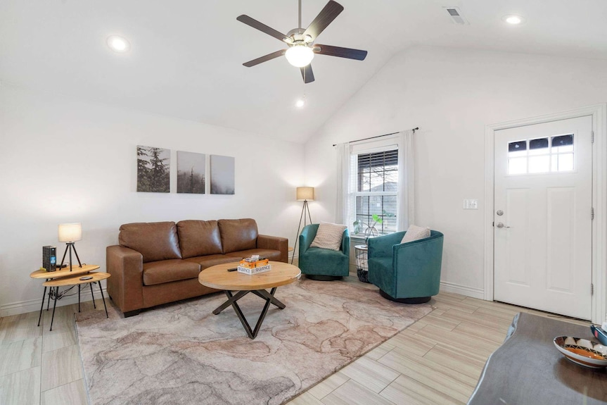 The Davinci Dwelling - Bentonville