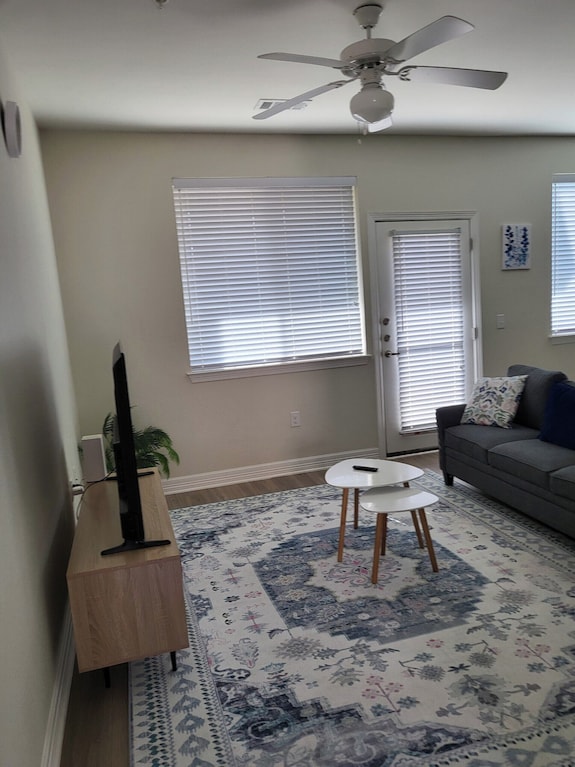 Cozy 1-bedroom With Fitness Room And Wifi In Charming Cedar Park - 트래비스 호