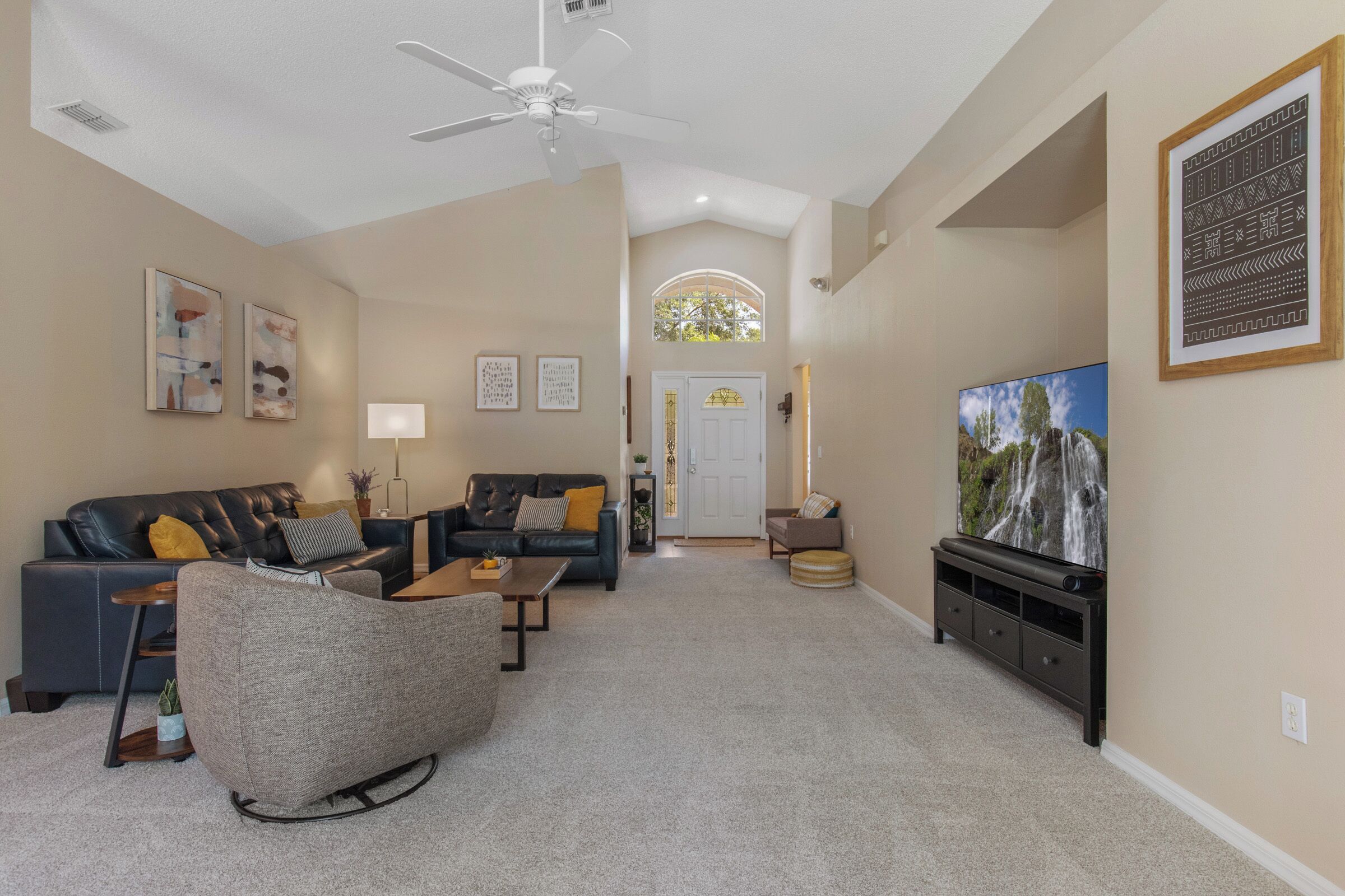 Private Pool Villa Near Major Theme Parks  Quiet Gated Golf Community - Davenport, FL