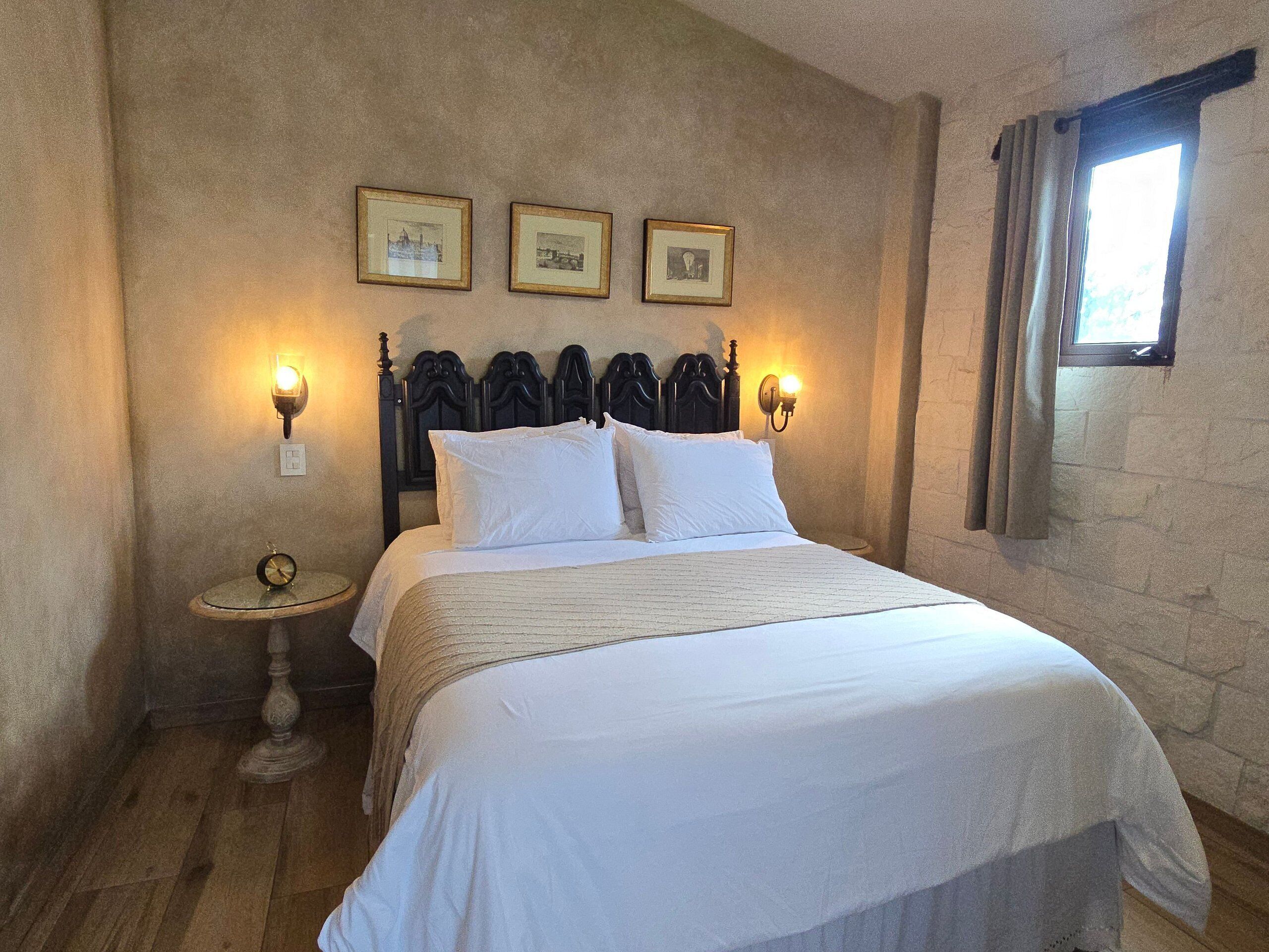 Apartamento Básico | Cofre no quarto, cortinas/cortinados opacos, quartos insonorizados 