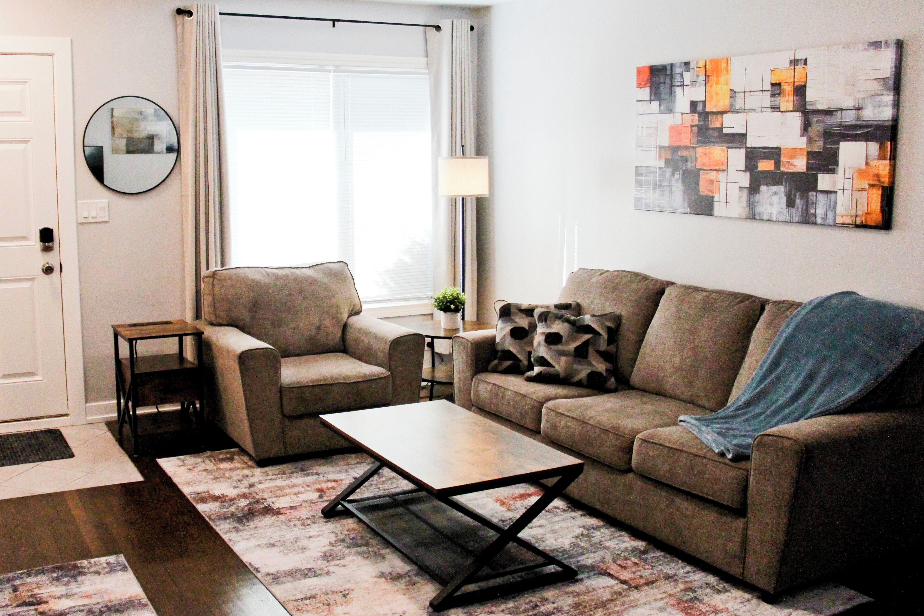 Grade A Working Class Safe Neighborhood 3br Up To 6 Guests. Updated & Best Price - Orland Park