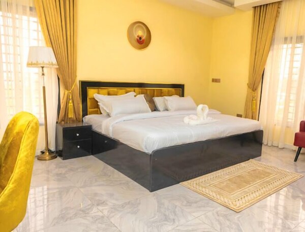 Gate Africa Shortlets Apartment - İbadan
