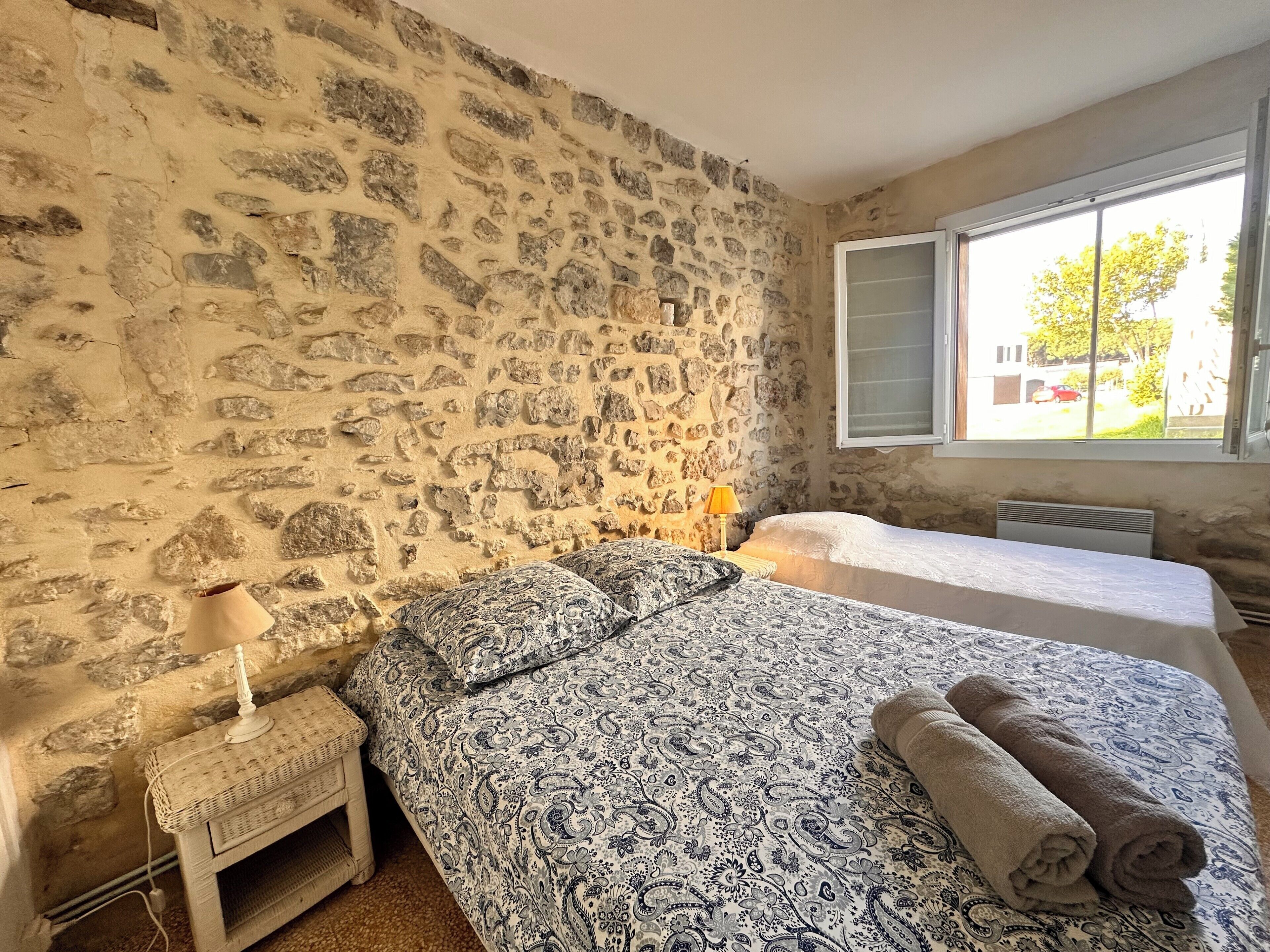 Gîte Du Mas - Charmant Gîte Provençal Avec Jardin Commun - Saint-Laurent-d'Aigouze