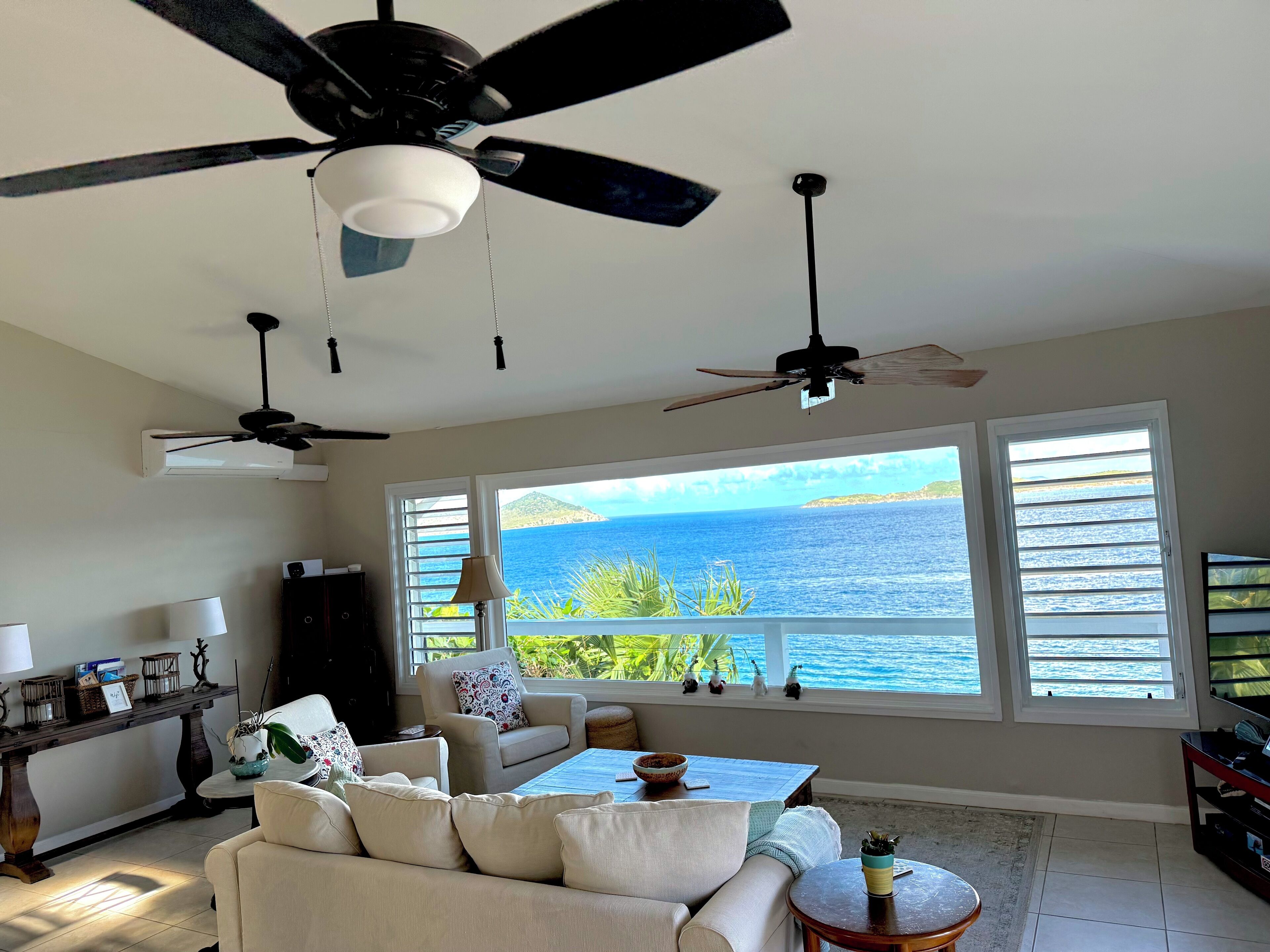 Waterfront,private Home&pool,breathtaking Views,great Location. Enjoy Paradise! - Saint Thomas