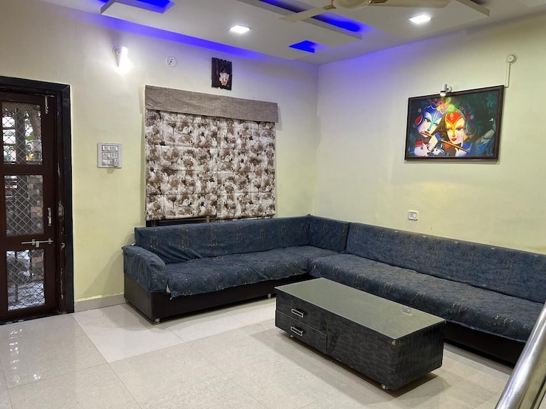 Charming 3-bedroom Bungalow With Ac And Wifi In Indore - Indore