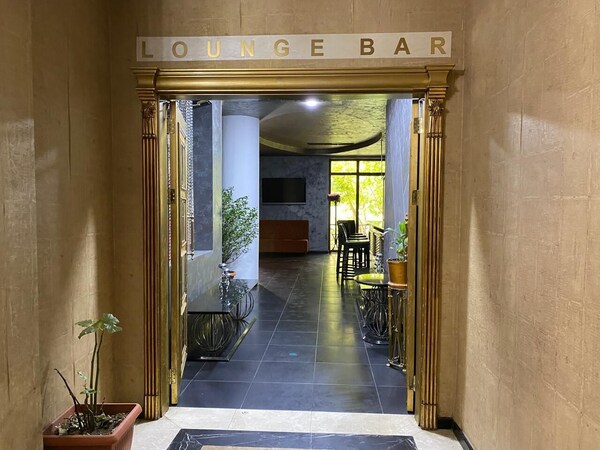 Ekm Hotel - Baku