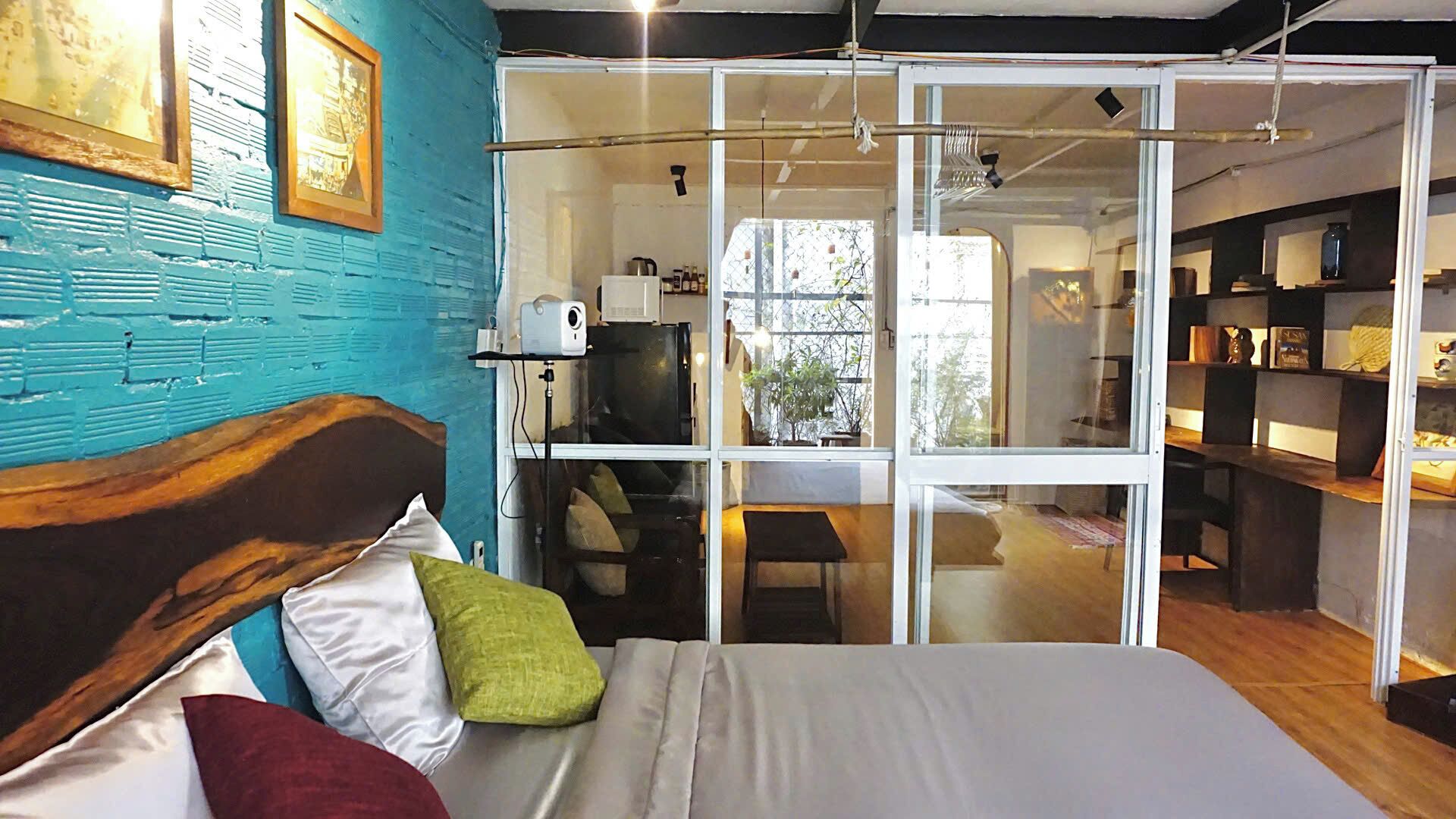 A Vintage Bedroom In District 1 - 호찌민시