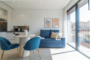 Apartamento, 1 quarto, varanda | Sala de estar