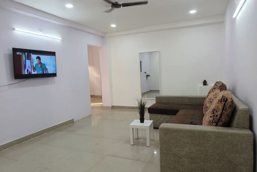 Great Couplefriendly Family 2bhk Banjarahills Rd3 - Hyderabad