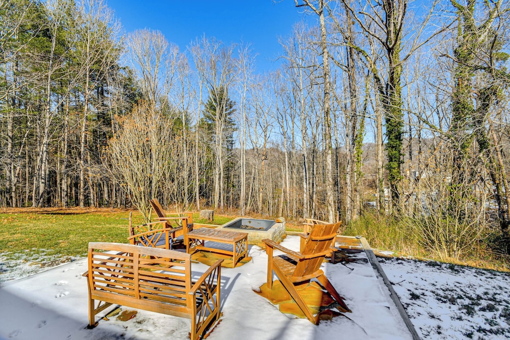 10 Mi To Asheville: Mtn-view Hideaway! - Asheville, NC