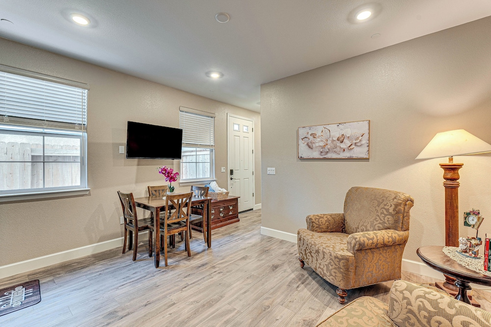 7 Mi To Folsom Lake: Sacramento Area Apartment - El Dorado Hills, CA