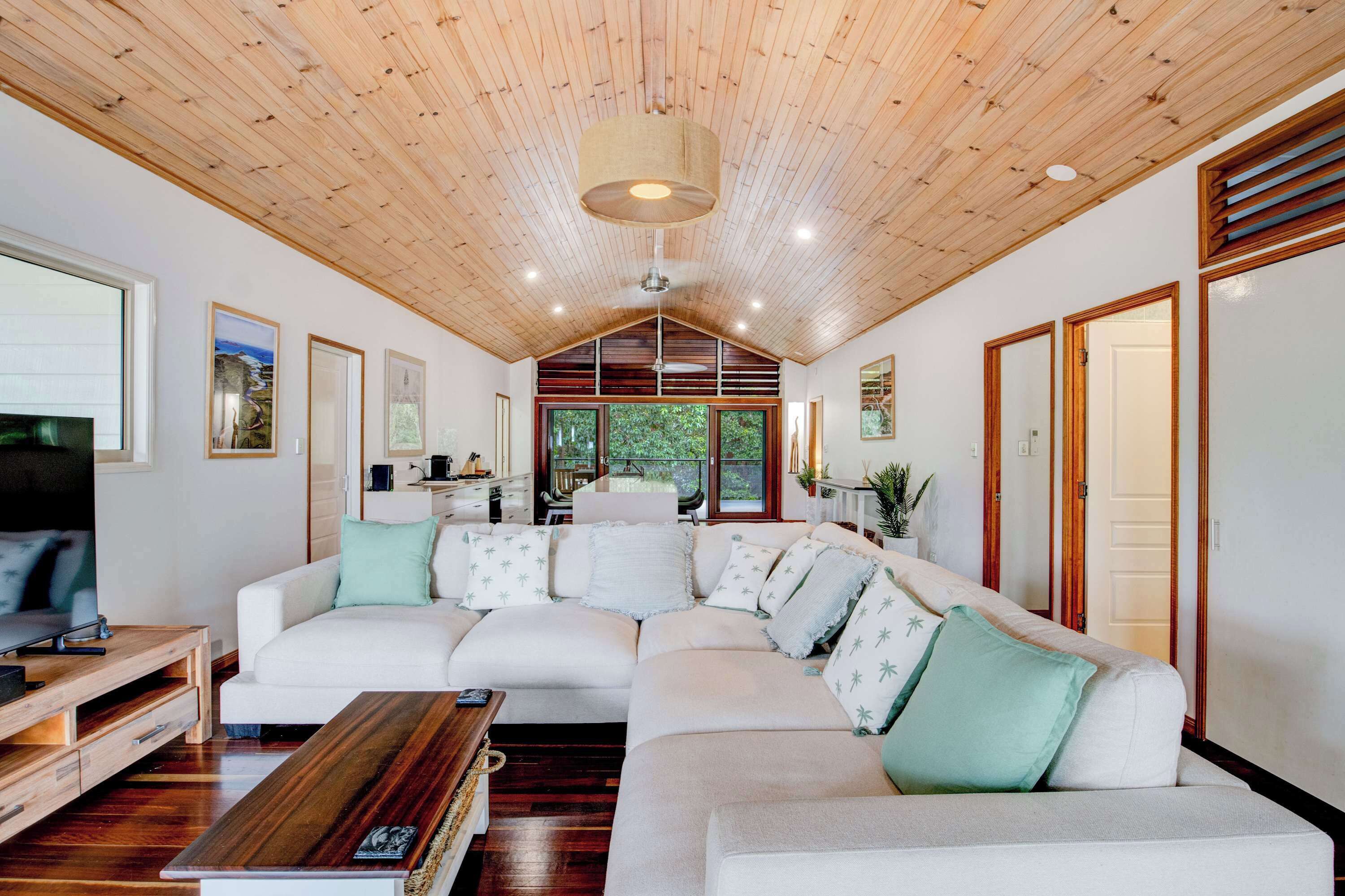 Sandalwood  50m To Beach - Mission Beach